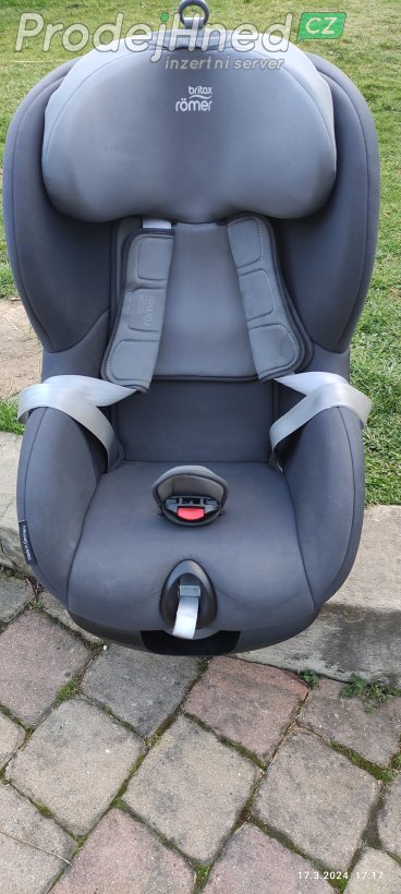 Prodám Prodám dětskou autosedačku BRITAX RÖMER,TRIFIX, i-SIZE - Opava ...